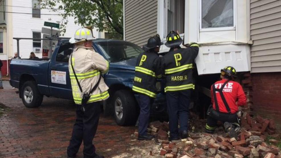 Truck Hits Building In Portland Causes Evacuation Wgme