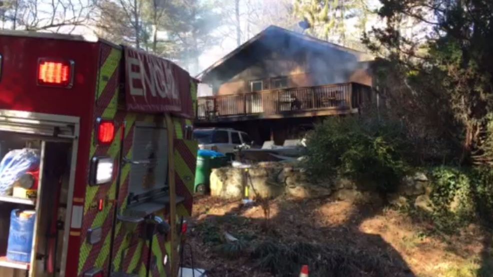 Family escapes Mountain Home house fire | WLOS