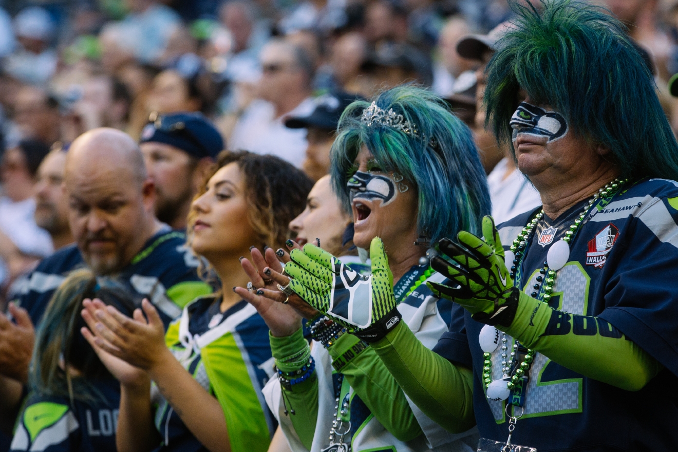 Game time! Our favorite Seahawks bars | Seattle Refined